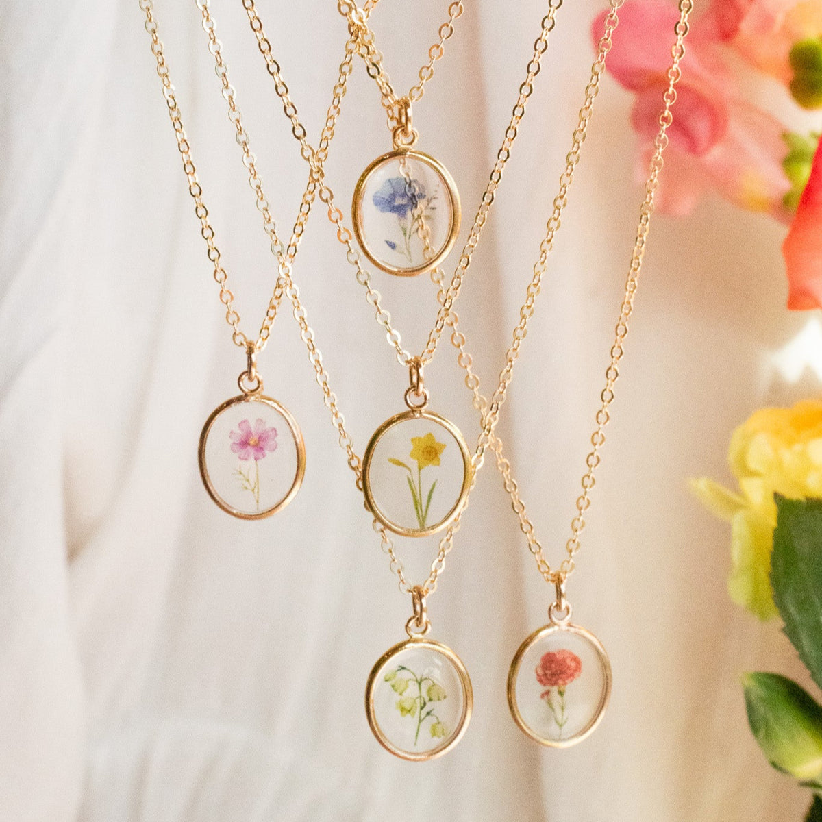 Bloom Birth Flower Necklace – Emery & Opal